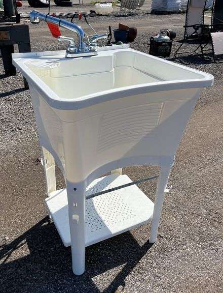 Laundry/Utility wash basin, 24" x 24" x 36"H, good shape - Albrecht ...