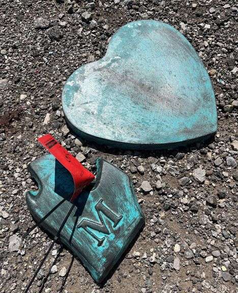 Concrete Michigan mitten and heart statues, up to 14" x 1"Thick x 13 ...
