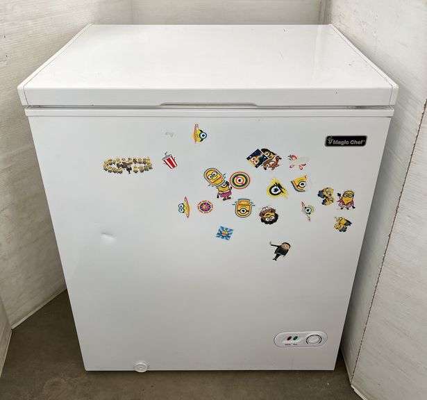Magic Chef electric freezer, model HMCF5W4, 28"W x 32"H, great, has a ...