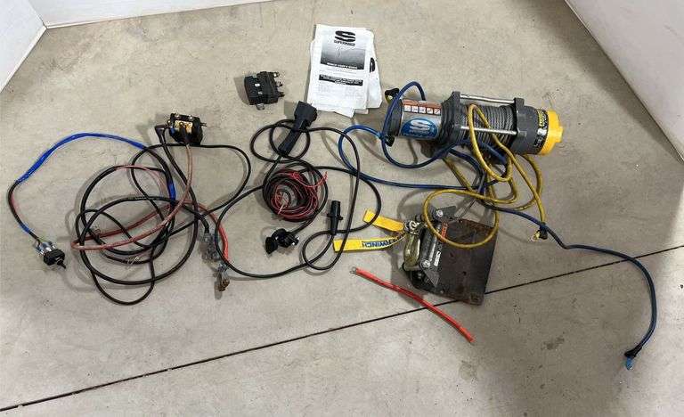 Superwinch Terra 45, includes instruction manual, parts for perma ...