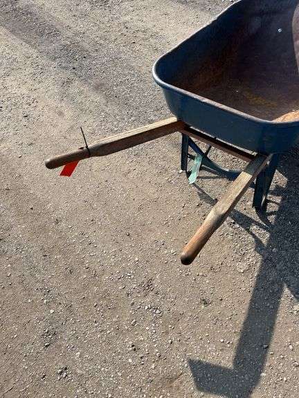 Jackson USA wheelbarrow, used, works well - Albrecht Auction Service