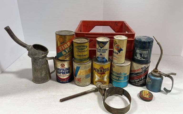 Antique oilers and oil cans, up to 8 1/2"H, great - Albrecht Auction ...