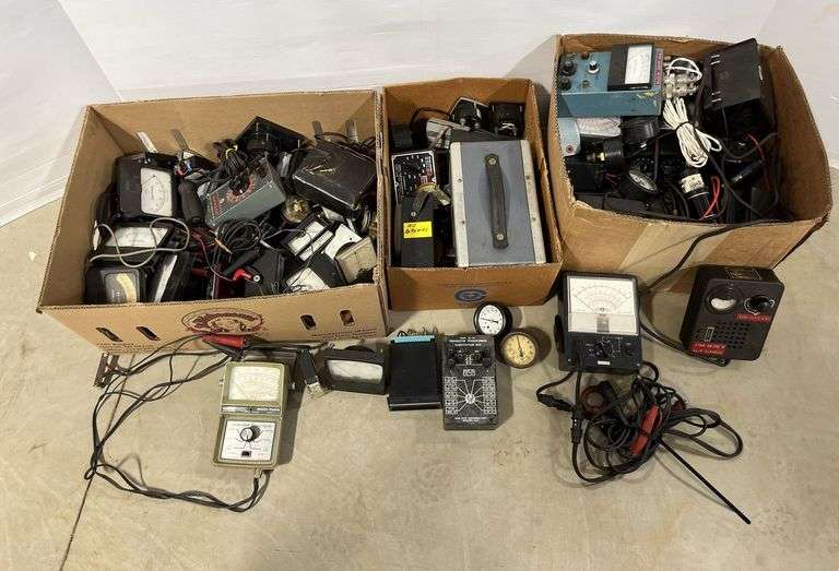 (65+) Pieces of electrical test equipment and gauges, used - Albrecht ...