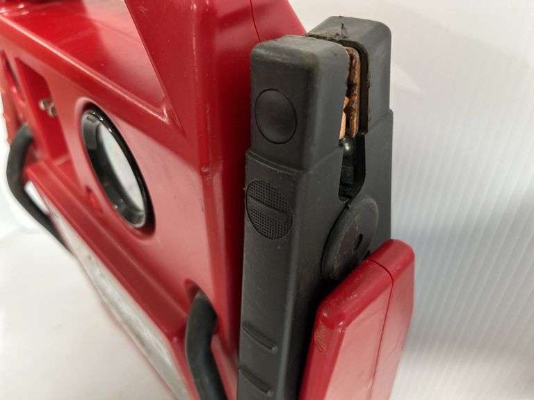 JNC 4000 jump box, 16"H - Albrecht Auction Service