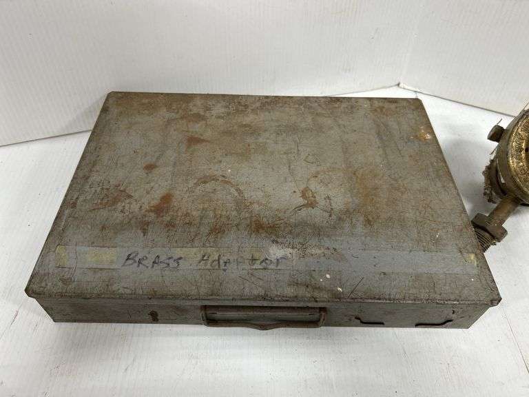 Metal parts case with brass adaptor and fittings, (2) Victor gas ...