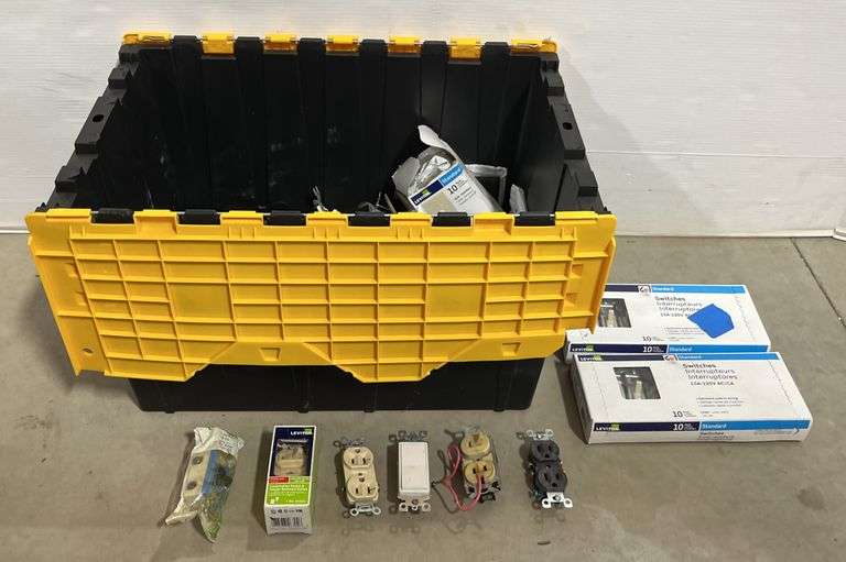 Box with outlet receptacles and striker plates - Albrecht Auction Service