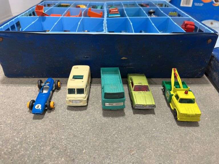 (5) Hot Wheels and Matchbox cases with cars inside, many brands of cars ...