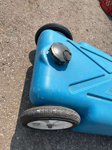 Tote-Along tote with hitch, 10-gallon water caddy, like new - Albrecht ...