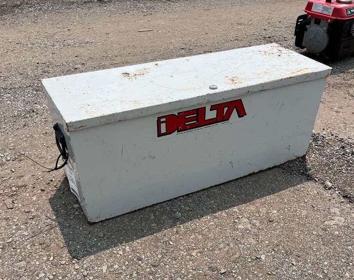 Delta steel tool box, approx. 32 x 11 x 13, no key for lock, as is ...