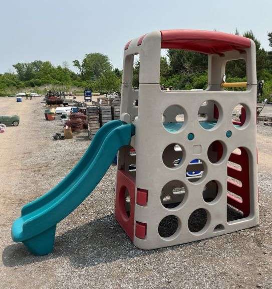 Step 2 play structure with slide, 85"H, good - Albrecht Auction Service