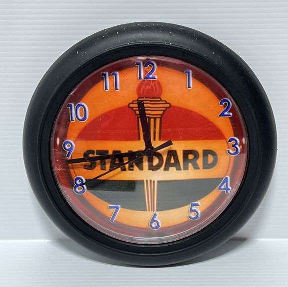 Replica "Standard Oil" battery powered clock, plastic, 9"Dia - Albrecht ...