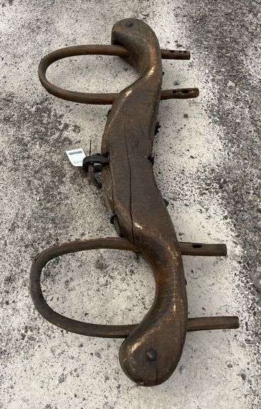 Heavy duty ox yoke, 56"W - Albrecht Auction Service