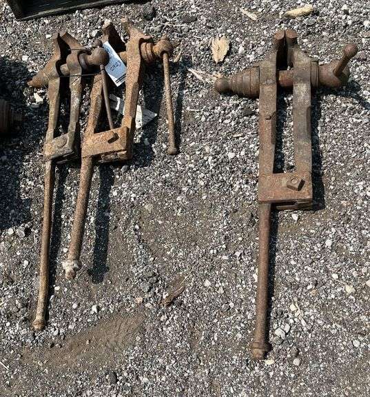 (3) Blacksmith leg vises, all three are in need of some TLC, just as ...