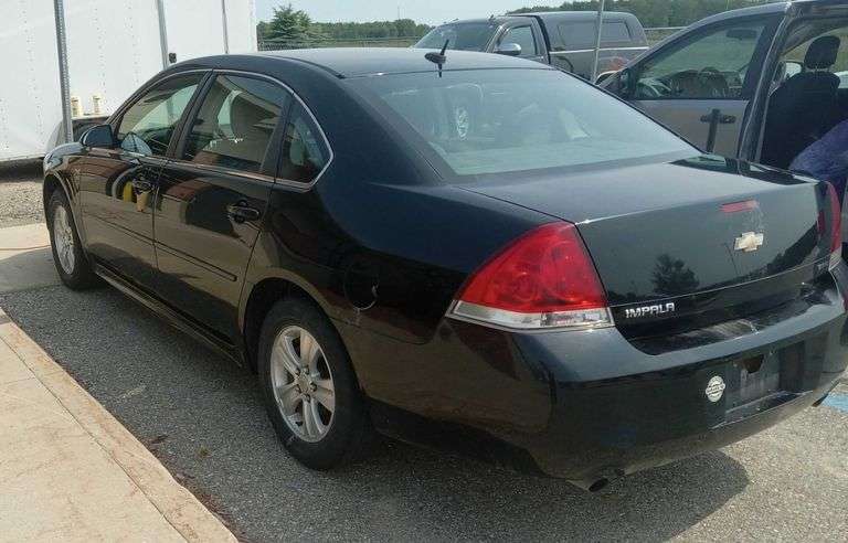 2015 Chevrolet Impala, VIN: 2G1WA5E30F1106557, (124,191 actual miles), 3.6L V6, 6-speed ...