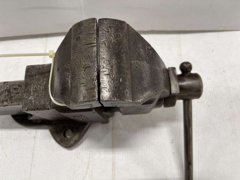 Charles Parker bench vise , No. 953 1/2, wire brushed lightly and ...