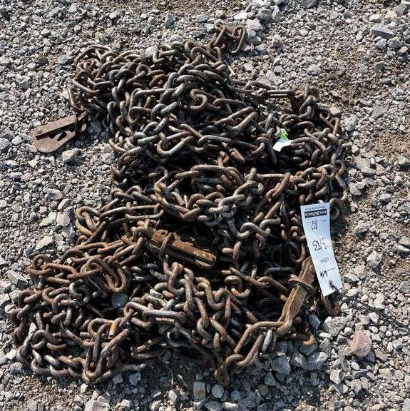 8N Ford tire chains - Albrecht Auction Service
