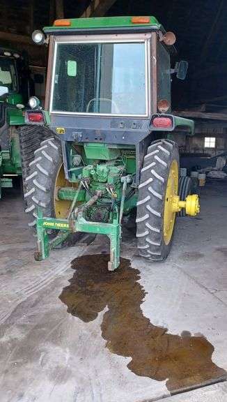 Believed to be 1978 John Deere 4240 Tractor, (9917 Hours), 2WD ...
