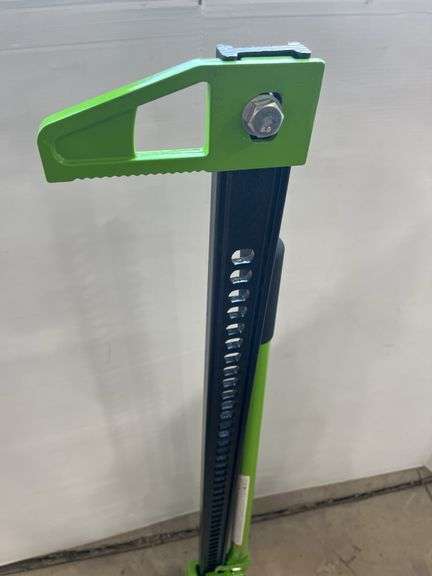 48" Farm jack, new - Albrecht Auction Service