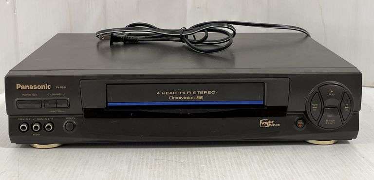 Panasonic VHS Omnivision 4-Head stereo player, Model No. PV-9661, 17"W ...