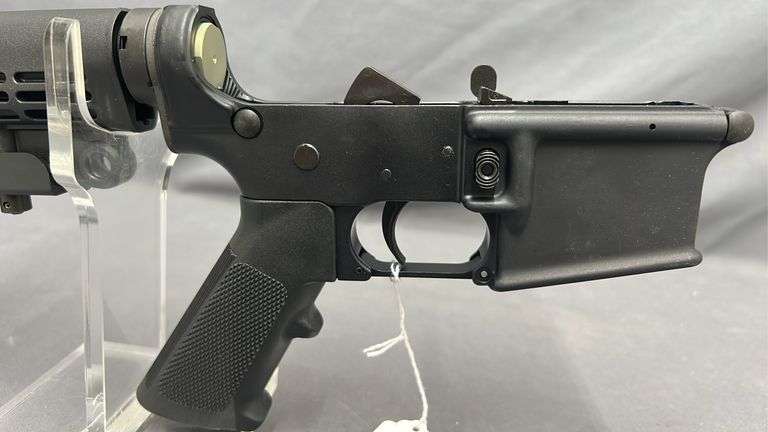 Anderson AR-15 Complete Lower with Collapsible Stock - Albrecht Auction ...