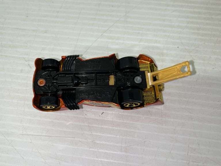 Hot Wheels case, when its open it holds cars on both sides, plus Hot ...