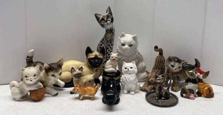 Various cat figurines, up to 8"H - Albrecht Auction Service