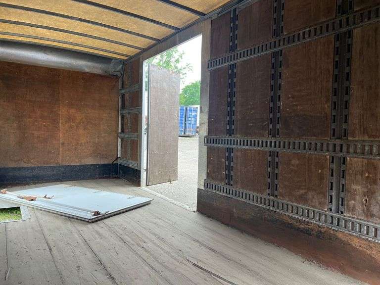 20' Aluminum Ground Level Storage Container, 8'W x 8'H, Double Curbside ...