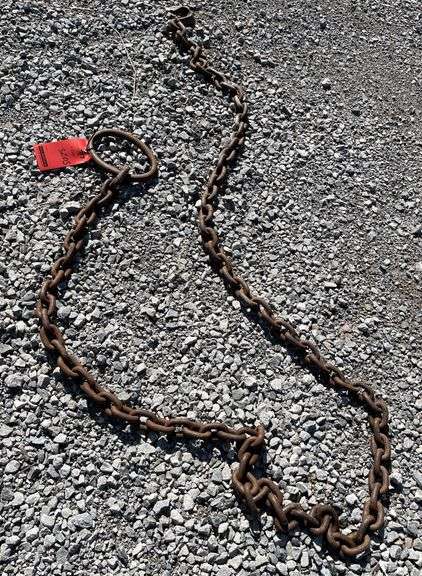 12'L Heavy log chain, used, good - Albrecht Auction Service