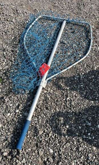 Cummings landing net for salmon or musky, good - Albrecht Auction Service