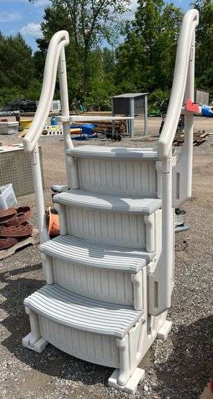 Confer above ground pool with steps and ladder, curve steps, 400 lb ...