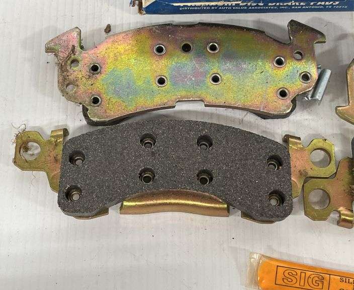 Parts Master premium disc brake pads AV D52-728A, fits Chrysler, Dodge ...