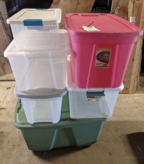 (6) Storage totes with lids, various sizes - Albrecht Auction Service