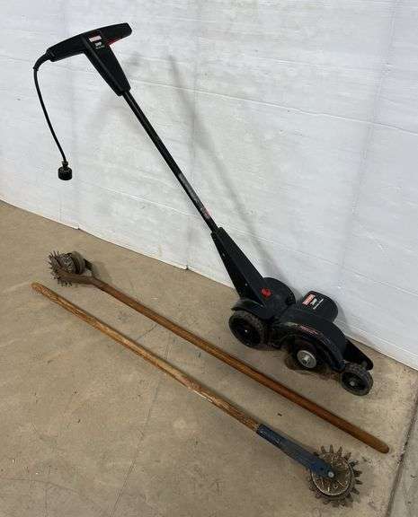 (3) Lawn edgers: 2- Old style, 1- Craftsman electric, hardly used ...