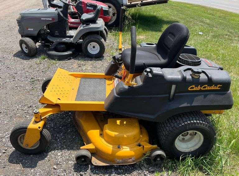 Cub Cadet RZT lawn mower, 50" cut, Kawasaki engine with 597 hours on it ...