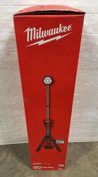 Milwaukee M18 Rocket light 2131-20 dual power plug-in or M18 battery ...