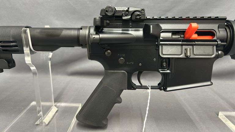 Colt AR-15, 5.56/.223 Cal. M4 Carbine, Colt Factory, Includes a 30 ...