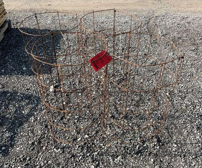 (4) "Best Ever" tomato cages, 29"H, rusty - Albrecht Auction Service