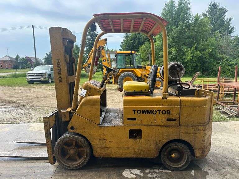 Caterpillar Towmotor LP Gas Forklift, Model 600S, Ser. No. 41L271, 40 ...