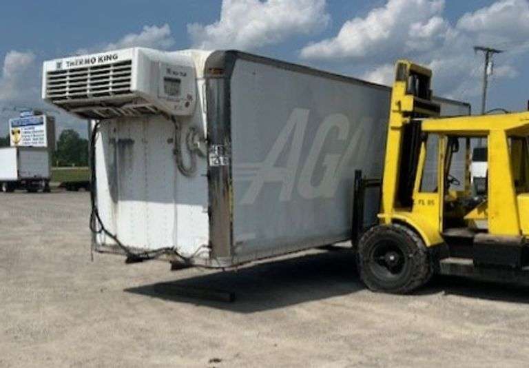 26' Aluminum Insulated Storage Container, 8'W x 8'H, Aluminum Tread ...
