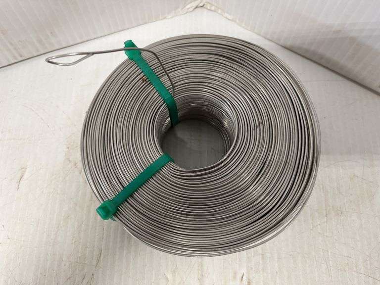 (1) Coil of lashing wire, unknown length - Albrecht Auction Service