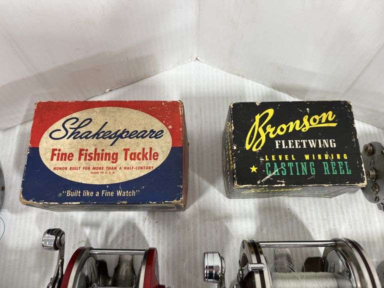 Fishing reels, includes: Shakespeare 1928 with box, Pflueger, South ...