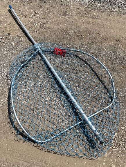 Large landing net for salmon or musky, 36" x 34" net with 86" pole ...
