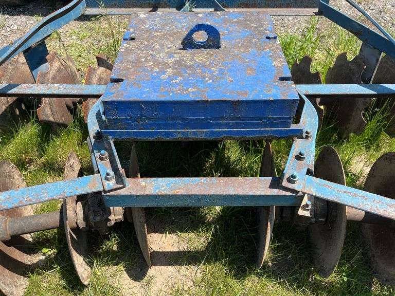 3-Point disk, 6'W, works well - Albrecht Auction Service