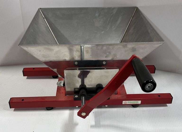 Grinder Hopper, 14" x 12" x 10", great - Albrecht Auction Service