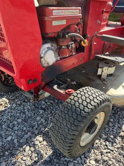 1982 International Harvester Cub Cadet lawn mower, 8 HP Briggs ...