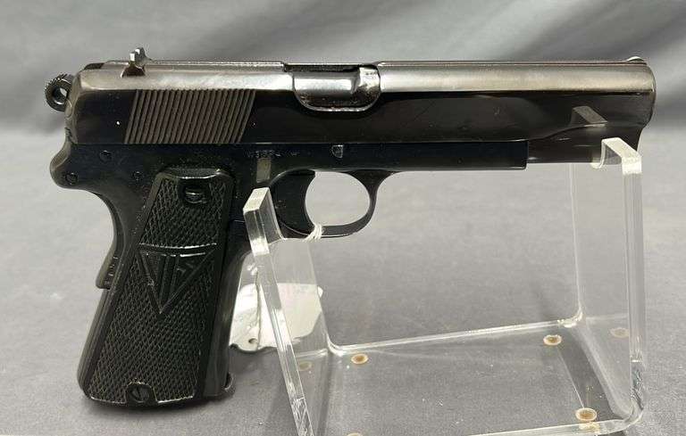 Radom Model 35, 9mm Pistol, Hi-Polished, Blued, Early Model with Thumb ...