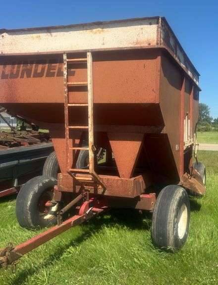 This item Selling ABSOLUTE! ~~~ Lundel 300-Bushel Gravity Wagon, Pulls ...