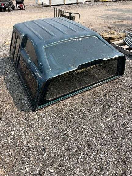 Green truck topper, CR1700 Astro, 69" x 80", used - Albrecht Auction ...