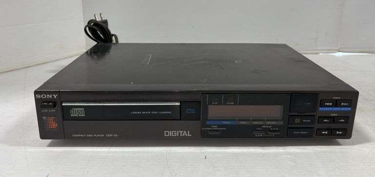 Sony linear skate disc loading compact disc player, CDP-30, digital, 14 ...