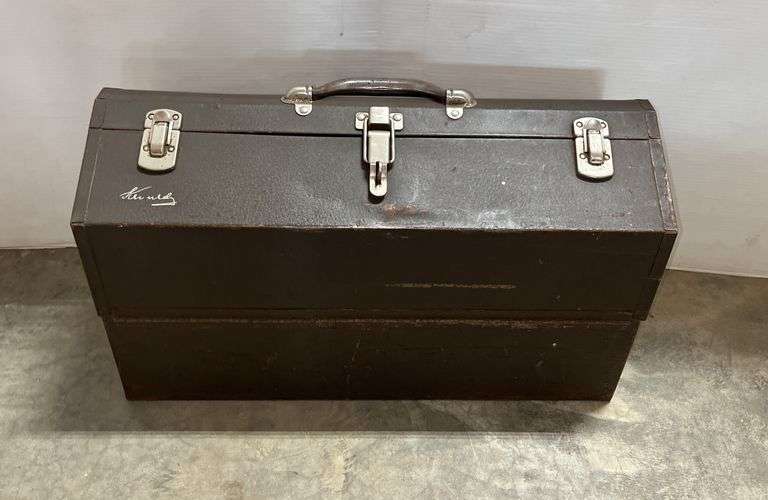 Kennedy 1022 clamshell tool box with moveable dividers, 22"W x 10"D x ...